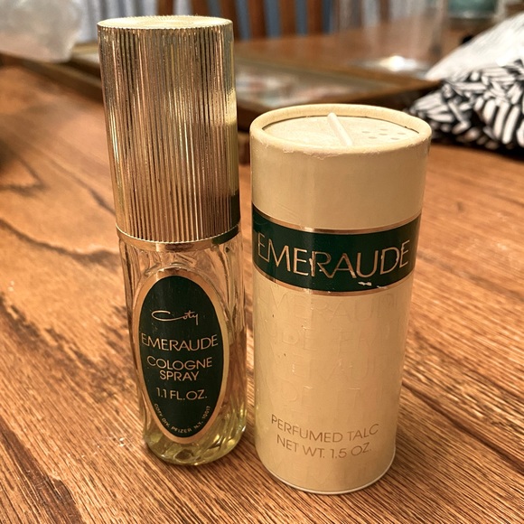 Vintage | Skincare | Vintage Emeraude Cologne Perfumed Talc By Coty ...